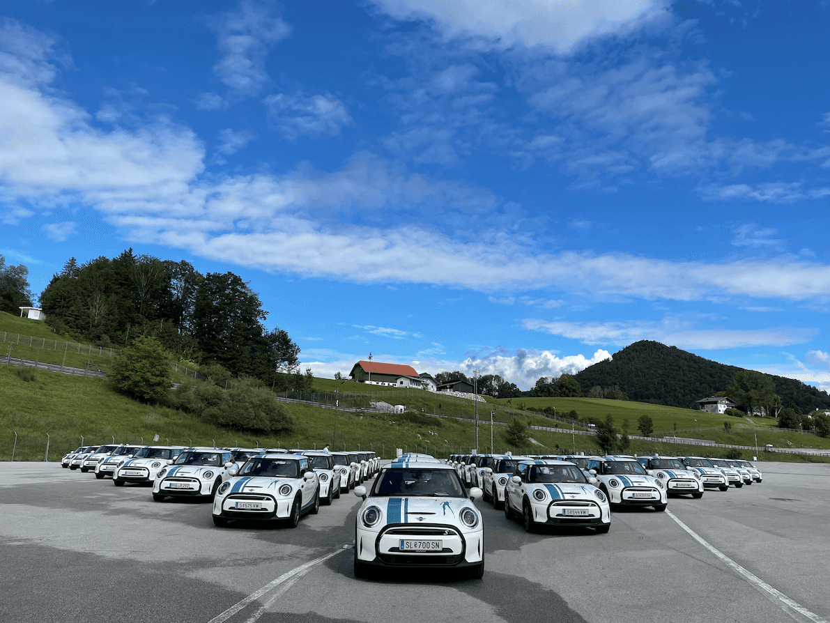 THE MINI ELECTRIC AS A COMPANY CAR: BIOGENA TAKES OVER THE LARGEST MINI ...