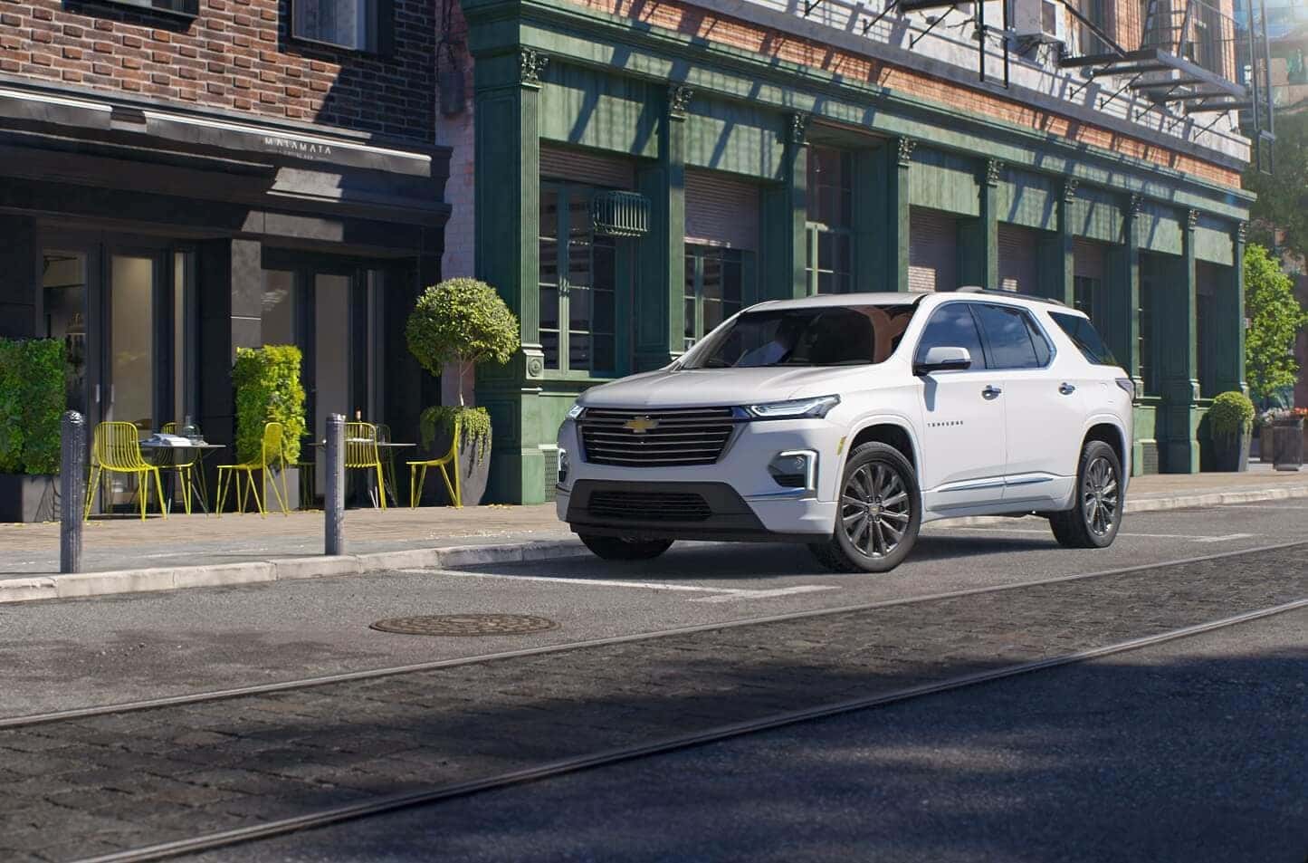 2025 Jeep Grand Cherokee vs Chevy Traverse Worcester MA | Harr CDJR