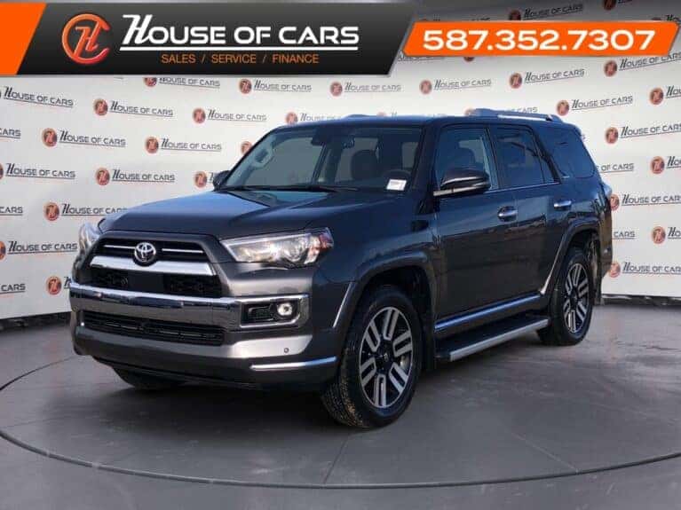 Jeep Wrangler vs. Toyota 4Runner: Off-Roading Titans Go Head-to-Head ...