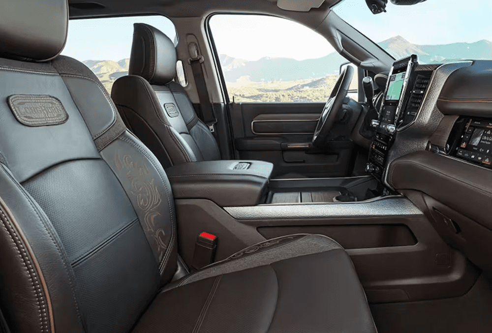 2026 RAM 2500 vs Chevrolet Silverado 2500 HD | Compare Heavy Duty ...